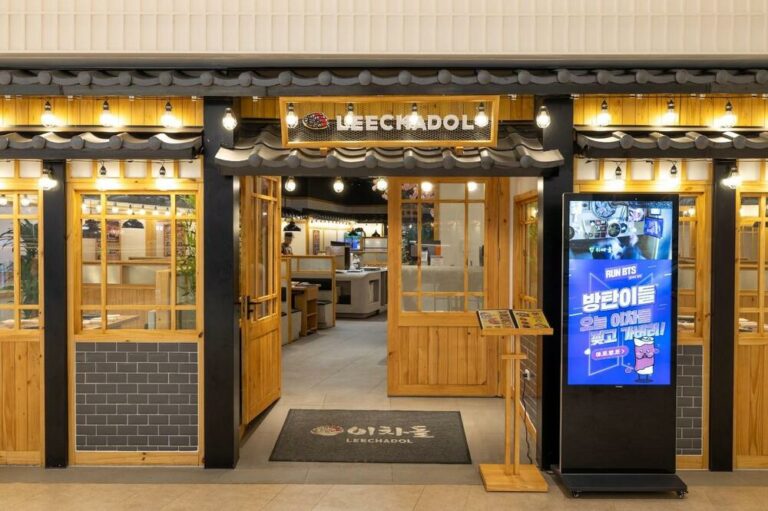 Ăn gì ở Lotte Tây Hồ? Checlist tọa độ ăn ngon tại Lotte Mall hồ Tây ...
