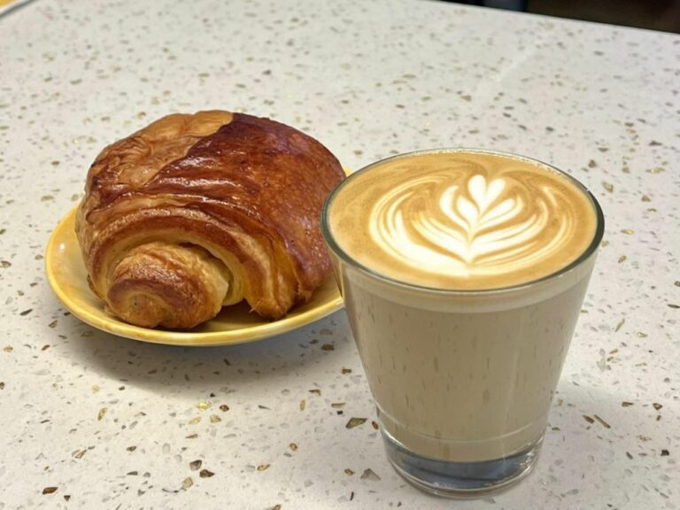 Top 18 quán cafe Ba Đình nổi bật – Đồ uống ngon, không gian chill | Xanh SM