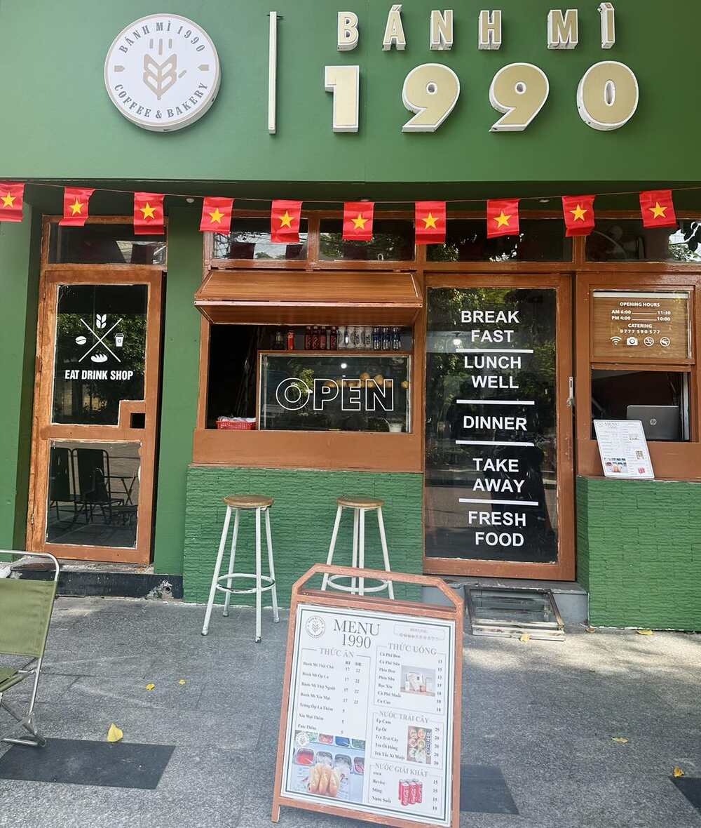 Lưu ngay 8 quán bánh mì chấm 'cực hút khách' tại Quy Nhơn | Xanh SM