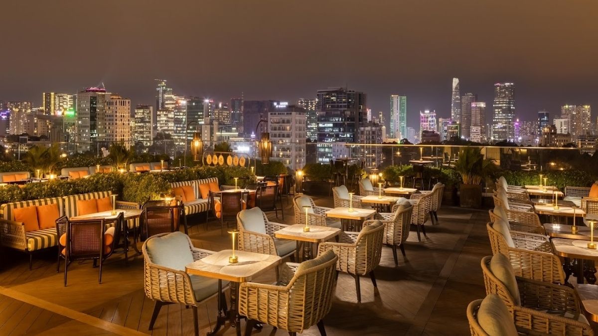 Lưu ngay 9 rooftop Quận 3 cực chill view bao trọn thành phố | Xanh SM