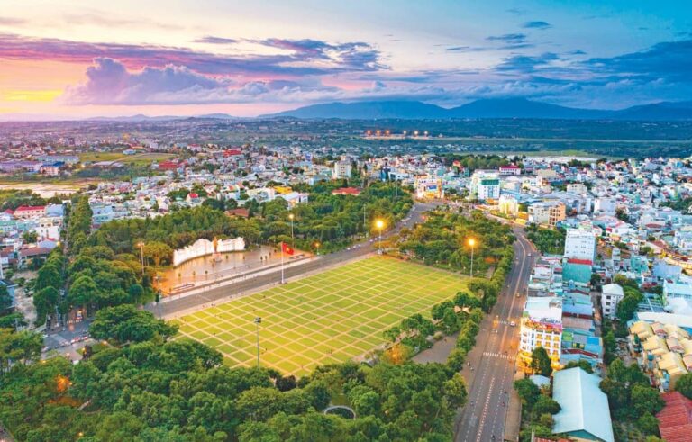 Bỏ túi kinh nghiệm du lịch Pleiku: Đi đâu, ăn gì, ở đâu? | Xanh SM