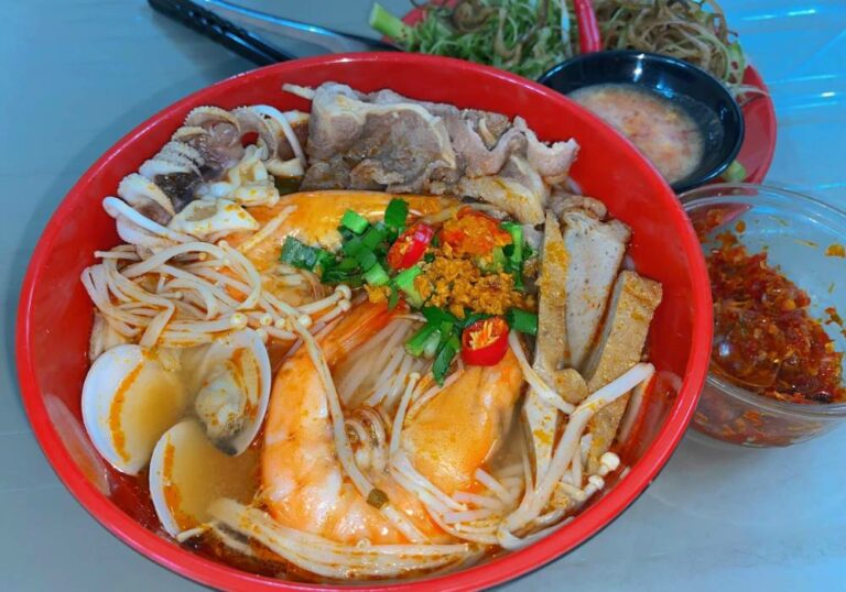 Trải nghiệm 9 quán Thái Gò Vấp ngon chuẩn vị “xứ sở Chùa Vàng” | Green SM