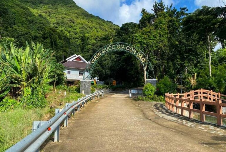 Bản đồ Côn Đảo: Đi từ “địa ngục” đến thiên đường nghỉ dưỡng | Xanh SM