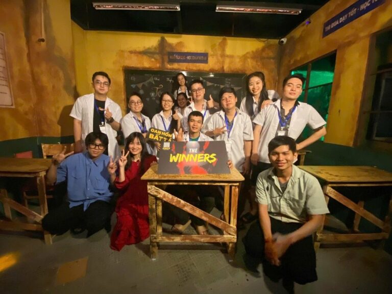 EMES Escape Room: Phiêu lưu kịch tính, vượt mọi giới hạn | Xanh SM