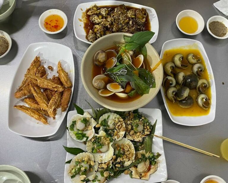 Ốc Nhớ Sài Gòn : Thiên đường ốc ngon, ăn là ghiền | Xanh SM