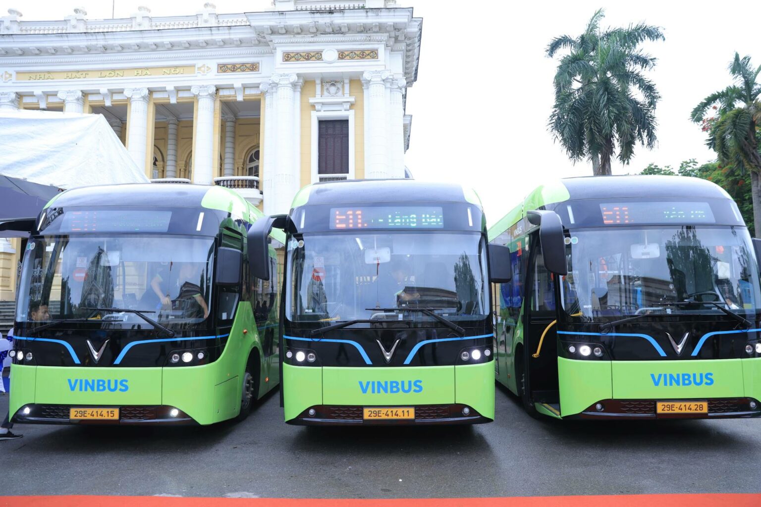 VinBus khai trương tuyến buýt điện miễn phí E11 - Phục vụ người dân ...